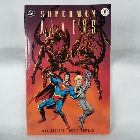 DC Comics | Accents | Superman Aliens Dc Dark Horse Comics Issue 2 Of 3 ...